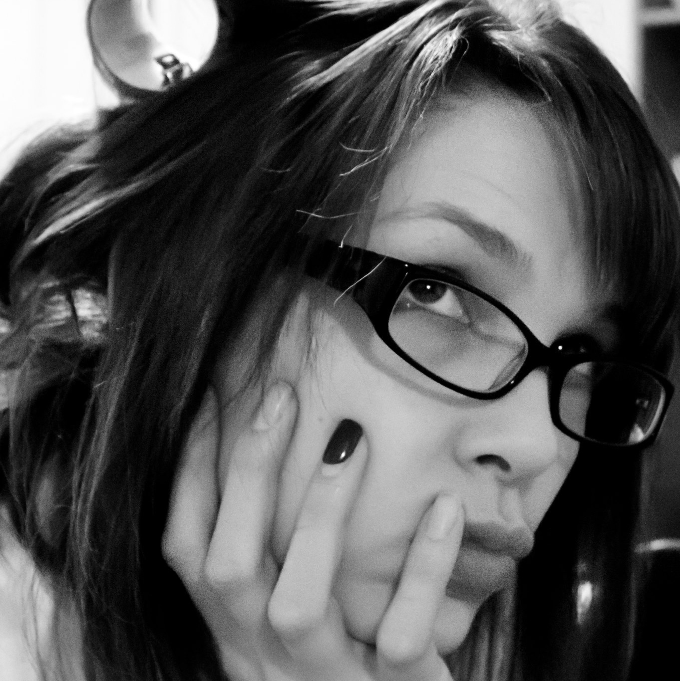 How To Do A French Braid With One Hand | Living One-HandedHow To Do A ...